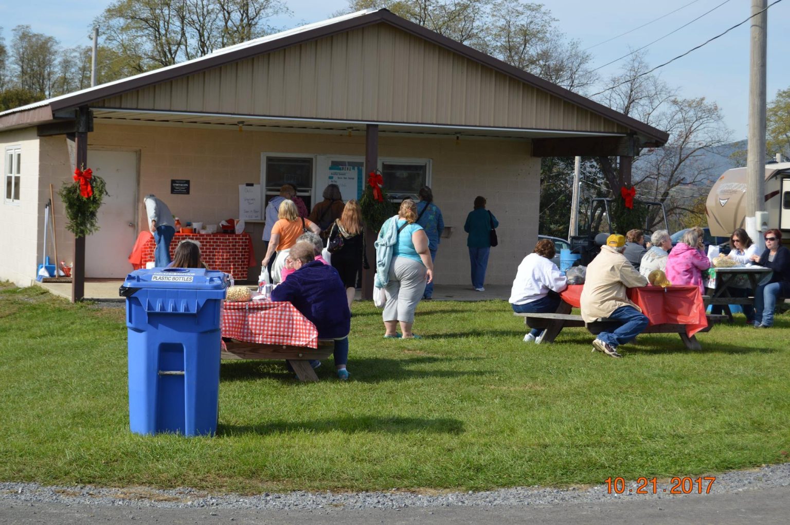 Christmas in the barns – Clinton County Fair